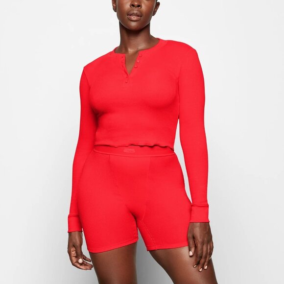 SKIMS | Tops | Skims Cotton Rib Long Sleeve Henley Crop Top Ruby 2x ...